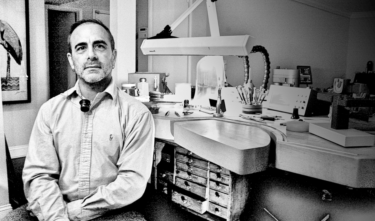 Daniel_A_Spitz_Watchmaker_At_the_bench | Daniel A. Spitz Haute Horology ...